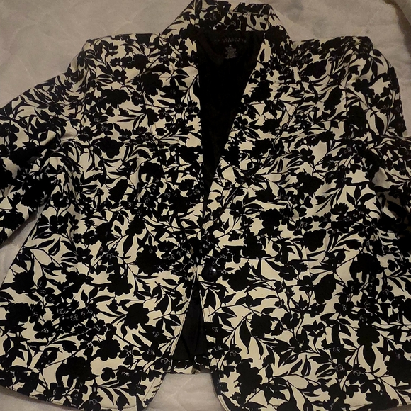 Apostrophe | Jackets & Coats | Apostrophe Black And White Floral Blazer ...